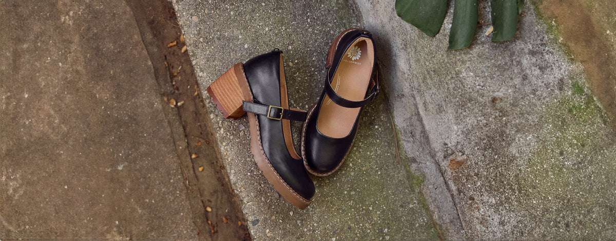 HEELS & WEDGES – Yellow Box