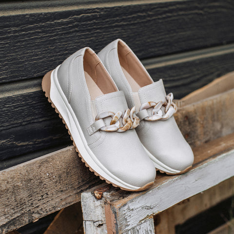 Rory Slip-on Loafer | Yellow Box Official Site