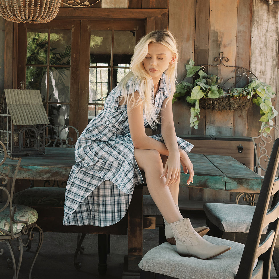 Yellow Box Footwear - Shop Fabulous Sandals, Wedges, Flats, and Boots.