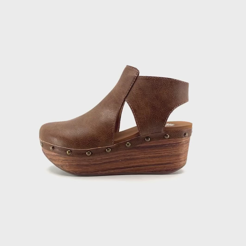 Brooke Wedge Clog | Yellow Box Official Site – Yellow Box Footwear