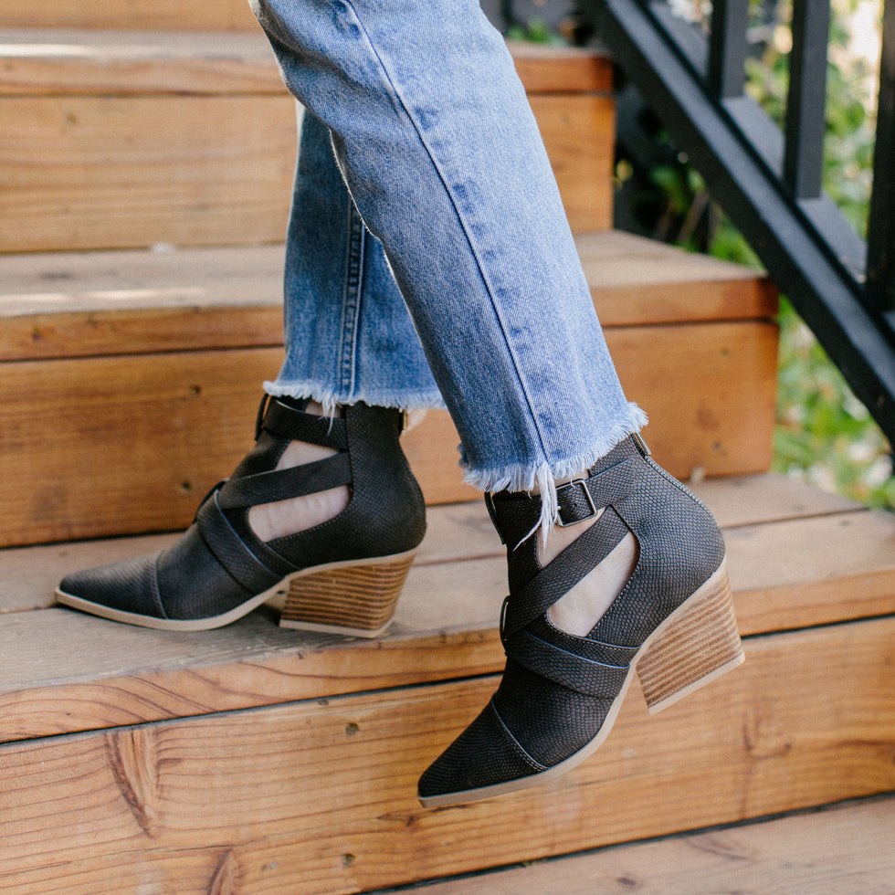 Final Sale Women's Clearance Shoes﻿ | Yellow Box Official Site – Yellow ...